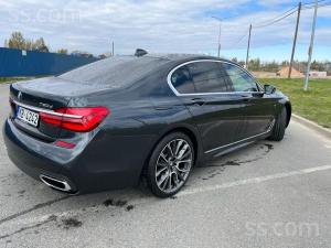 Pelēks BMW 730 2015 Rīga, ar dzinēja tilpumu 3.00 L un nobraukumu 114 tūkst. km par 31500 €, foto 5 vietnē AUTOMOTO.COM.LV