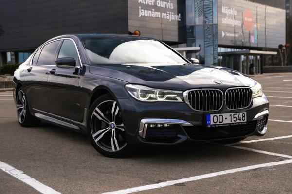 Pelēks BMW 730 2015 Rīga, ar dzinēja tilpumu 3.00 L un nobraukumu 208 tūkst. km par 25590 €, foto 2 vietnē AUTOMOTO.COM.LV