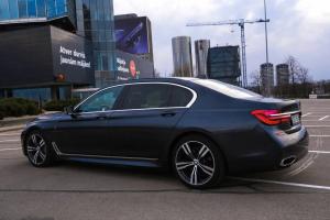 Pelēks BMW 730 2015 Rīga, ar dzinēja tilpumu 3.00 L un nobraukumu 208 tūkst. km par 25590 €, foto 5 vietnē AUTOMOTO.COM.LV
