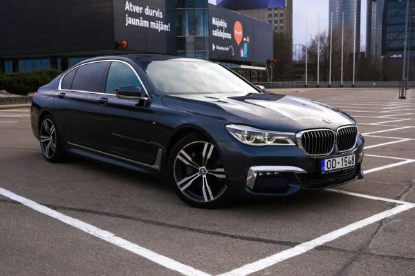 Pelēks BMW 730 2015 Rīga, ar dzinēja tilpumu 3.00 L un nobraukumu 208 tūkst. km par 25590 €, foto 6 vietnē AUTOMOTO.COM.LV