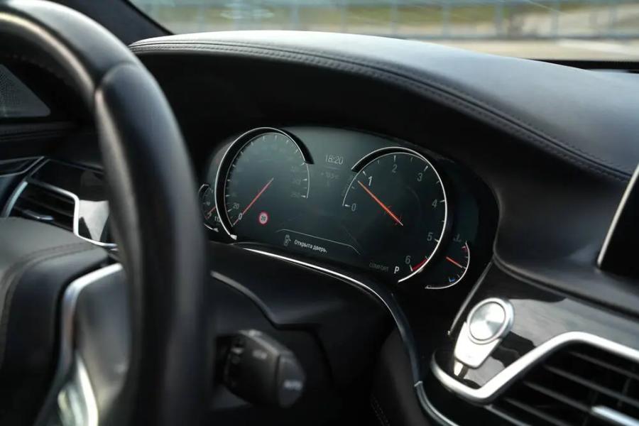 Pelēks BMW 730 2015 Rīga, ar dzinēja tilpumu 3.00 L un nobraukumu 208 tūkst. km par 25590 €, foto 17 vietnē AUTOMOTO.COM.LV