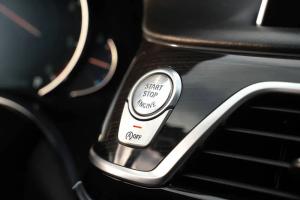 Pelēks BMW 730 2015 Rīga, ar dzinēja tilpumu 3.00 L un nobraukumu 208 tūkst. km par 25590 €, foto 18 vietnē AUTOMOTO.COM.LV