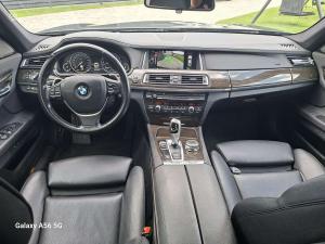 Grey BMW 730 2015 in Kaunas, with an engine capacity of 2.99 L and mileage of 286 thousand km for 10200 €, photo 12 on AUTOMOTO.COM.LV