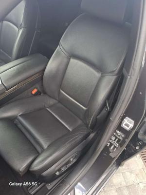 Grey BMW 730 2015 in Kaunas, with an engine capacity of 2.99 L and mileage of 286 thousand km for 10200 €, photo 13 on AUTOMOTO.COM.LV