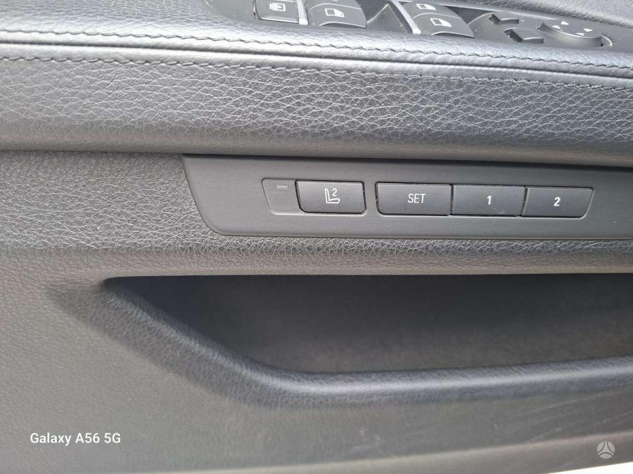 Grey BMW 730 2015 in Kaunas, with an engine capacity of 2.99 L and mileage of 286 thousand km for 10200 €, photo 15 on AUTOMOTO.COM.LV