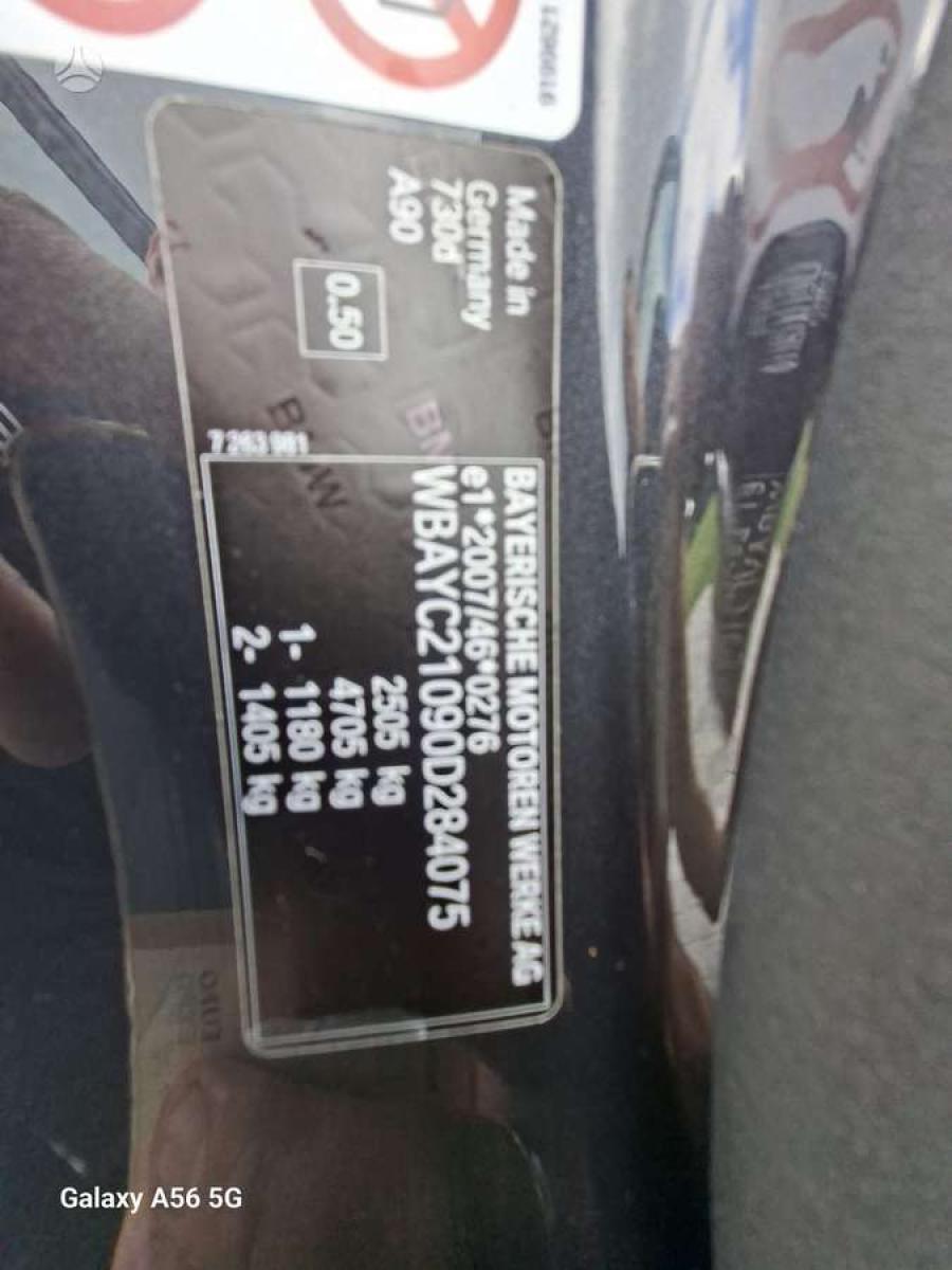 Grey BMW 730 2015 in Kaunas, with an engine capacity of 2.99 L and mileage of 286 thousand km for 10200 €, photo 33 on AUTOMOTO.COM.LV