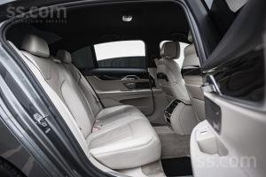 Grey BMW 730 2016 in Riga, with an engine capacity of 3.00 L and mileage of 0 thousand km for 20950 €, photo 16 on AUTOMOTO.COM.LV