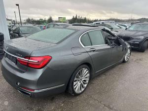 Pelēks BMW 730 2016 Utena, ar dzinēja tilpumu 2.99 L un nobraukumu 170 tūkst. km par 14700 €, foto 4 vietnē AUTOMOTO.COM.LV
