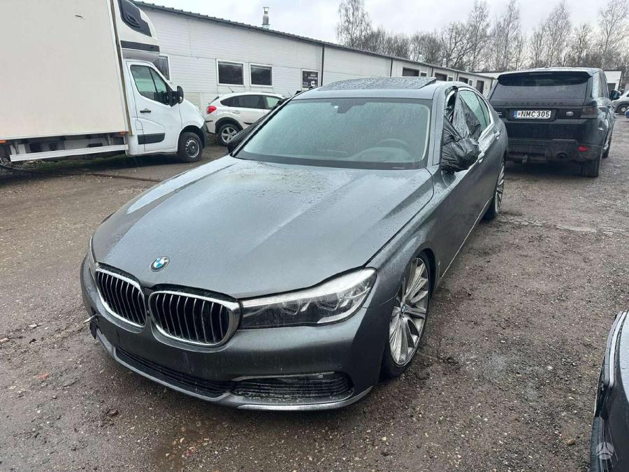 Pelēks BMW 730 2016 Utena, ar dzinēja tilpumu 0.00 L un nobraukumu 186 tūkst. km par 13750 €, foto 1 vietnē AUTOMOTO.COM.LV