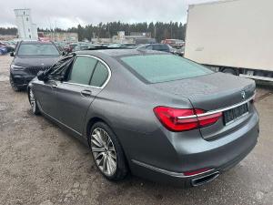 Pelēks BMW 730 2016 Utena, ar dzinēja tilpumu 0.00 L un nobraukumu 186 tūkst. km par 13750 €, foto 4 vietnē AUTOMOTO.COM.LV