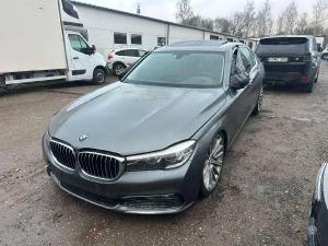Grey BMW 730 2016 in Utena, with an engine capacity of 3.00 L and mileage of 186 thousand km for 12700 €, photo  on AUTOMOTO.COM.LV