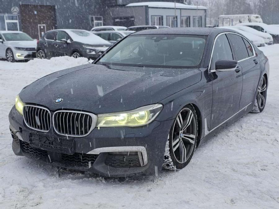 Pelēks BMW 730 2016 Rokiškis, ar dzinēja tilpumu 2.99 L un nobraukumu 370 tūkst. km par 13250 €, foto 1 vietnē AUTOMOTO.COM.LV