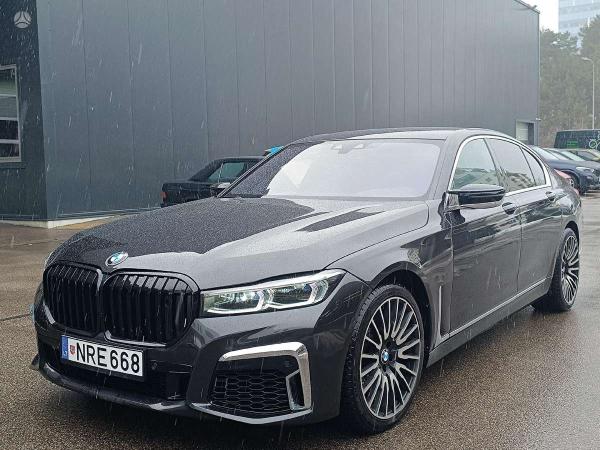 Pelēks BMW 730 2016 Viļņa, ar dzinēja tilpumu 2.99 L un nobraukumu 299 tūkst. km par 23999 €, foto 2 vietnē AUTOMOTO.COM.LV