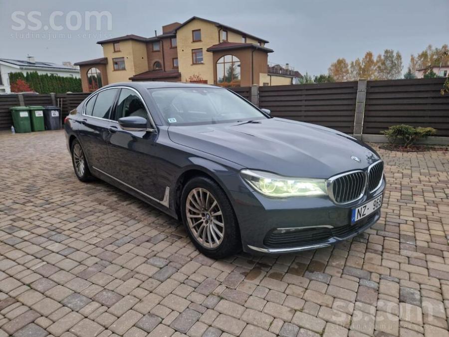 Pelēks BMW 730 2016 Rīga, ar dzinēja tilpumu 3.00 L un nobraukumu 245 tūkst. km par 24500 €, foto 5 vietnē AUTOMOTO.COM.LV