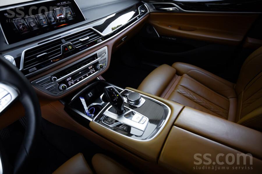 Pelēks BMW 730 2016 Rīga, ar dzinēja tilpumu 3.00 L un nobraukumu 0 tūkst. km par 21900 €, foto 16 vietnē AUTOMOTO.COM.LV