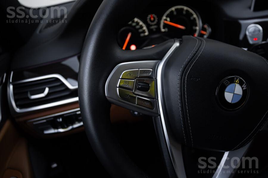 Pelēks BMW 730 2016 Rīga, ar dzinēja tilpumu 3.00 L un nobraukumu 0 tūkst. km par 21900 €, foto 32 vietnē AUTOMOTO.COM.LV