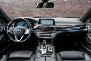 Pelēks BMW 730 2016 Marijampole, ar dzinēja tilpumu 2.99 L un nobraukumu 192 tūkst. km par 21950 €, foto 14 vietnē AUTOMOTO.COM.LV