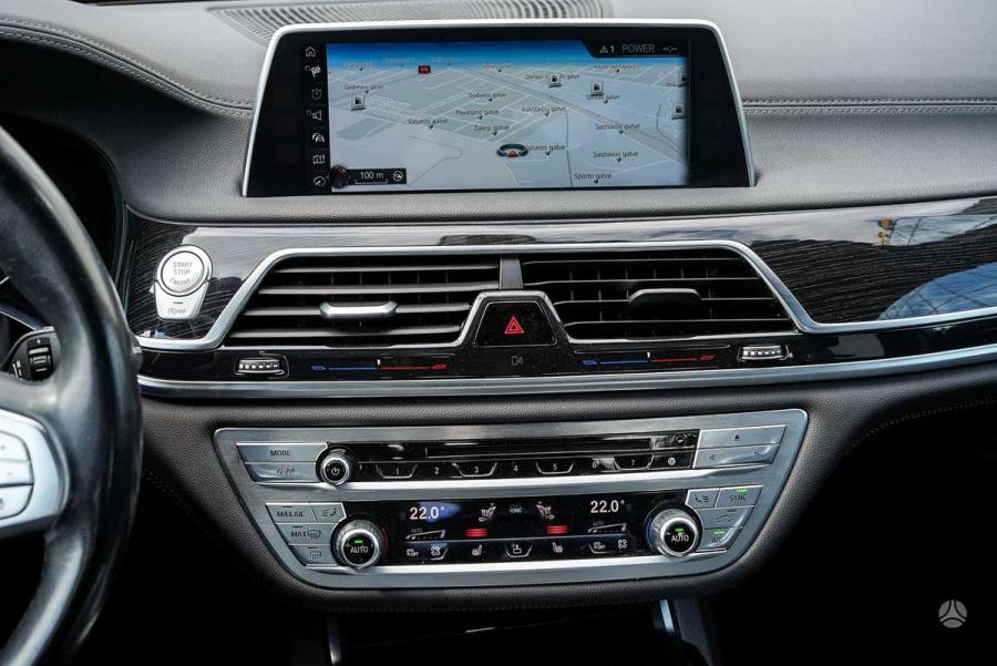 Pelēks BMW 730 2016 Marijampole, ar dzinēja tilpumu 2.99 L un nobraukumu 192 tūkst. km par 21950 €, foto 17 vietnē AUTOMOTO.COM.LV