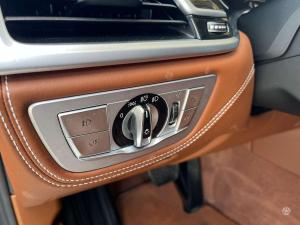 Grey BMW 730 2018 in Vilnius, with an engine capacity of 2.99 L and mileage of 196 thousand km for 28499 €, photo 36 on AUTOMOTO.COM.LV