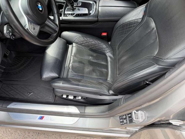 Grey BMW 730 2020 in Klaipeda, with an engine capacity of 3.00 L and mileage of 165 thousand km for 38500 €, photo 8 on AUTOMOTO.COM.LV