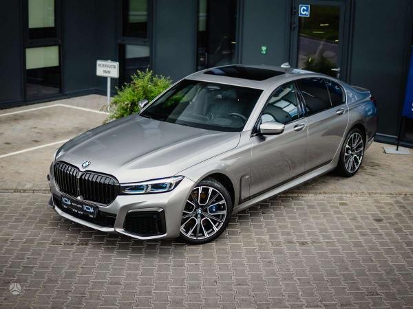 Grey BMW 730 2020 in Kaunas, with an engine capacity of 2.99 L and mileage of 152 thousand km for 45950 €, photo 5 on AUTOMOTO.COM.LV