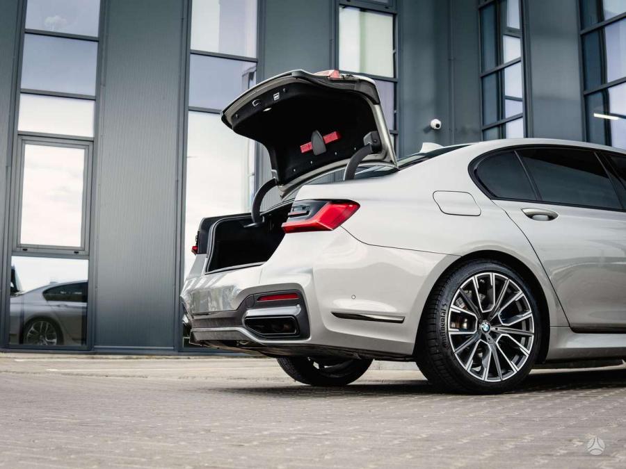 Pelēks BMW 730 2020 Kauņa, ar dzinēja tilpumu 2.99 L un nobraukumu 152 tūkst. km par 45950 €, foto 15 vietnē AUTOMOTO.COM.LV