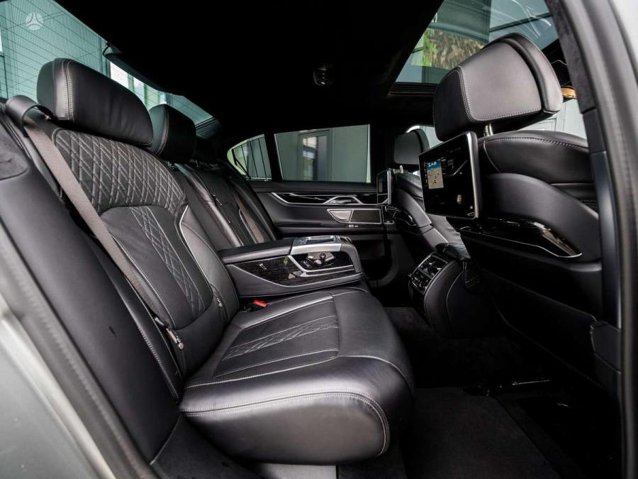Pelēks BMW 730 2020 Kauņa, ar dzinēja tilpumu 2.99 L un nobraukumu 152 tūkst. km par 45950 €, foto 34 vietnē AUTOMOTO.COM.LV