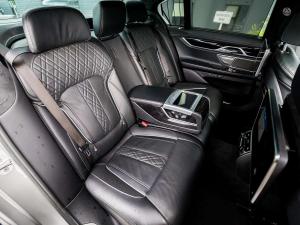 Pelēks BMW 730 2020 Kauņa, ar dzinēja tilpumu 2.99 L un nobraukumu 152 tūkst. km par 45950 €, foto 35 vietnē AUTOMOTO.COM.LV