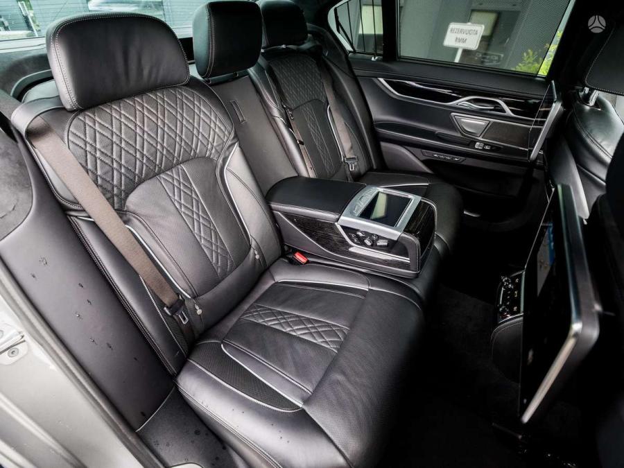 Pelēks BMW 730 2020 Kauņa, ar dzinēja tilpumu 2.99 L un nobraukumu 152 tūkst. km par 45950 €, foto 35 vietnē AUTOMOTO.COM.LV