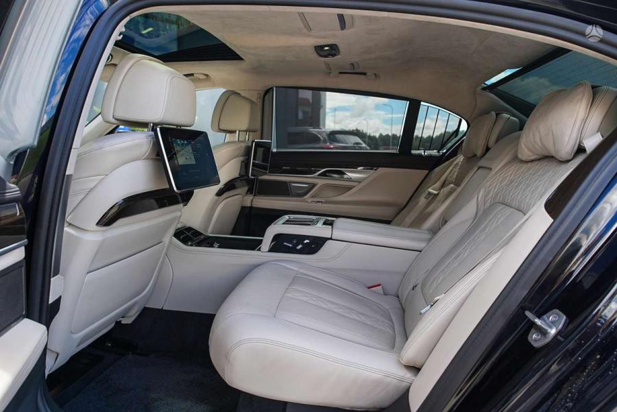 Pelēks BMW 730 2021 Kauņa, ar dzinēja tilpumu 2.99 L un nobraukumu 181 tūkst. km par 49450 €, foto 39 vietnē AUTOMOTO.COM.LV