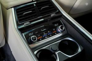 Pelēks BMW 730 2021 Kauņa, ar dzinēja tilpumu 2.99 L un nobraukumu 181 tūkst. km par 49450 €, foto 43 vietnē AUTOMOTO.COM.LV