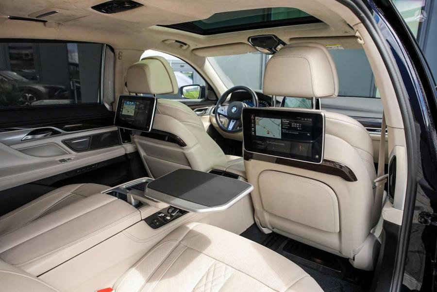 Pelēks BMW 730 2021 Kauņa, ar dzinēja tilpumu 2.99 L un nobraukumu 181 tūkst. km par 49450 €, foto 46 vietnē AUTOMOTO.COM.LV