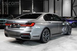 Grey BMW 730 2021 in Riga, with an engine capacity of 3.00 L and mileage of 63 thousand km for 55000 €, photo 5 on AUTOMOTO.COM.LV