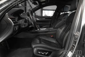 Grey BMW 730 2021 in Riga, with an engine capacity of 3.00 L and mileage of 63 thousand km for 55000 €, photo 9 on AUTOMOTO.COM.LV