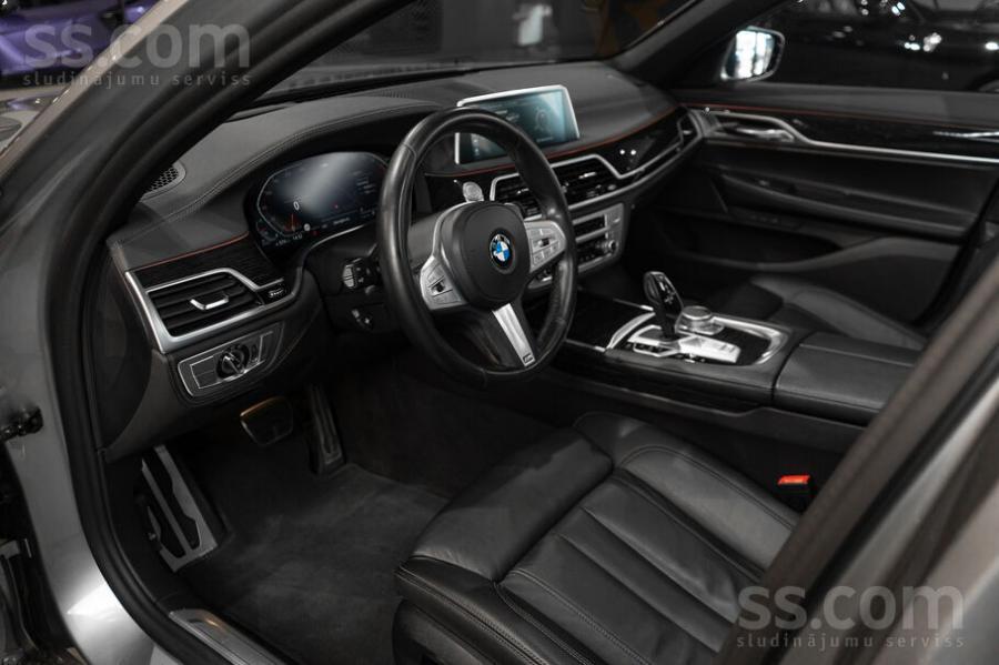 Grey BMW 730 2021 in Riga, with an engine capacity of 3.00 L and mileage of 63 thousand km for 55000 €, photo 10 on AUTOMOTO.COM.LV