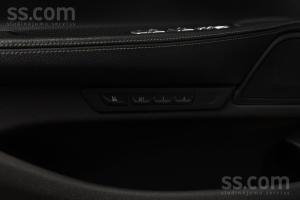 Grey BMW 730 2021 in Riga, with an engine capacity of 3.00 L and mileage of 63 thousand km for 55000 €, photo 17 on AUTOMOTO.COM.LV