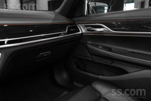 Grey BMW 730 2021 in Riga, with an engine capacity of 3.00 L and mileage of 63 thousand km for 55000 €, photo 36 on AUTOMOTO.COM.LV
