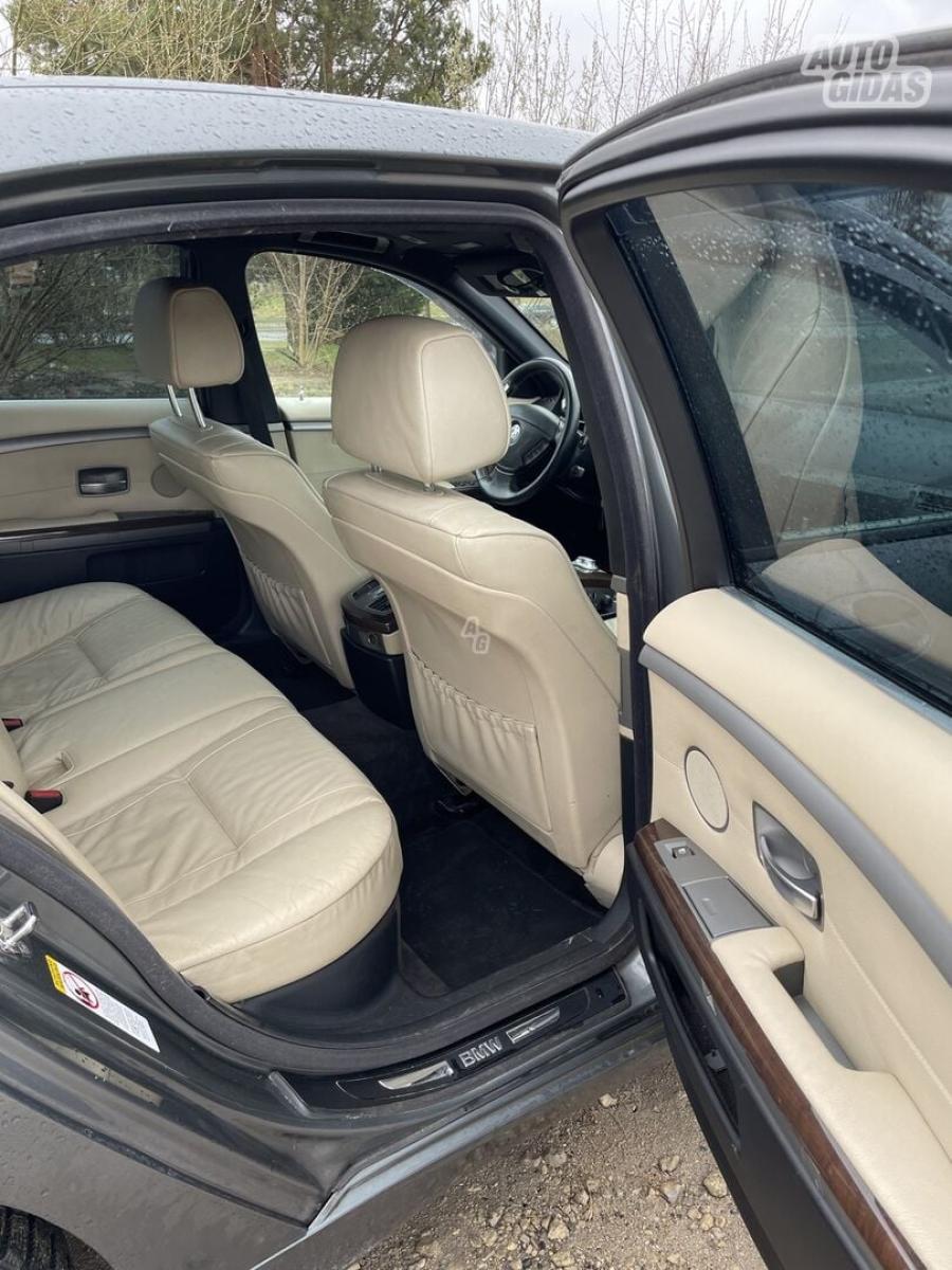 BMW 730 2003 Panevēža, ar dzinēja tilpumu 3.00 L un nobraukumu 427 tūkst. km par 3000 €, foto 13 vietnē AUTOMOTO.COM.LV