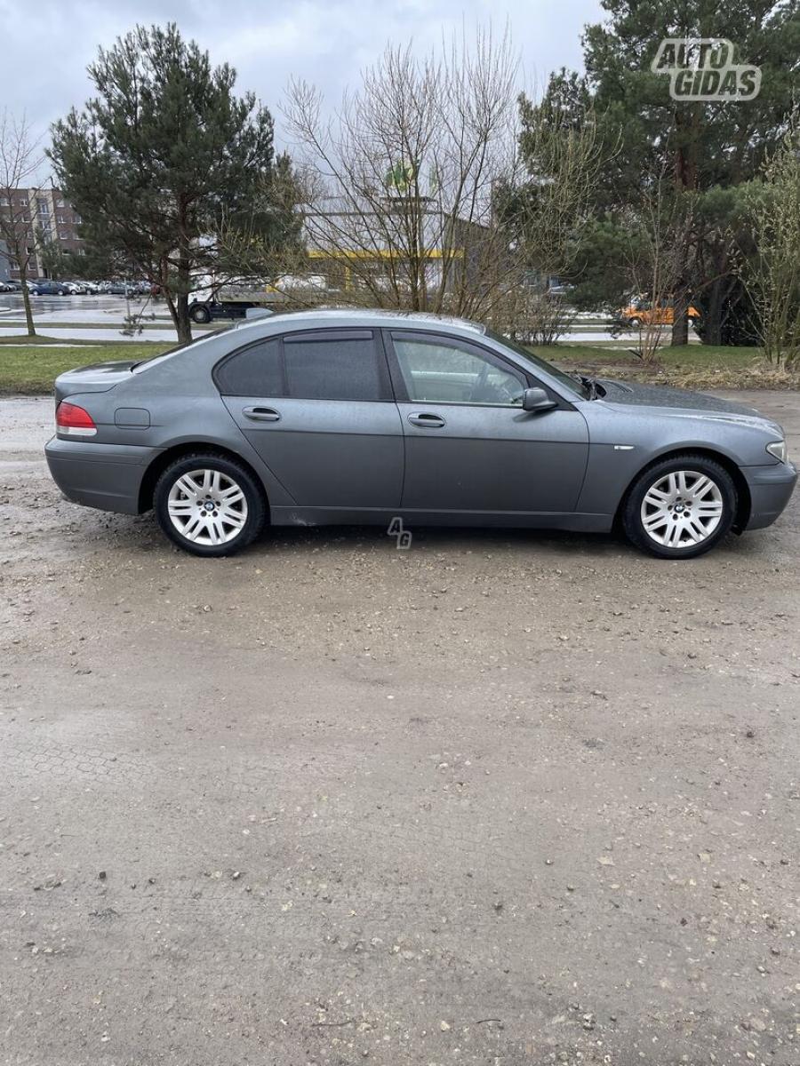 BMW 730 2003 Panevēža, ar dzinēja tilpumu 3.00 L un nobraukumu 427 tūkst. km par 3000 €, foto 17 vietnē AUTOMOTO.COM.LV