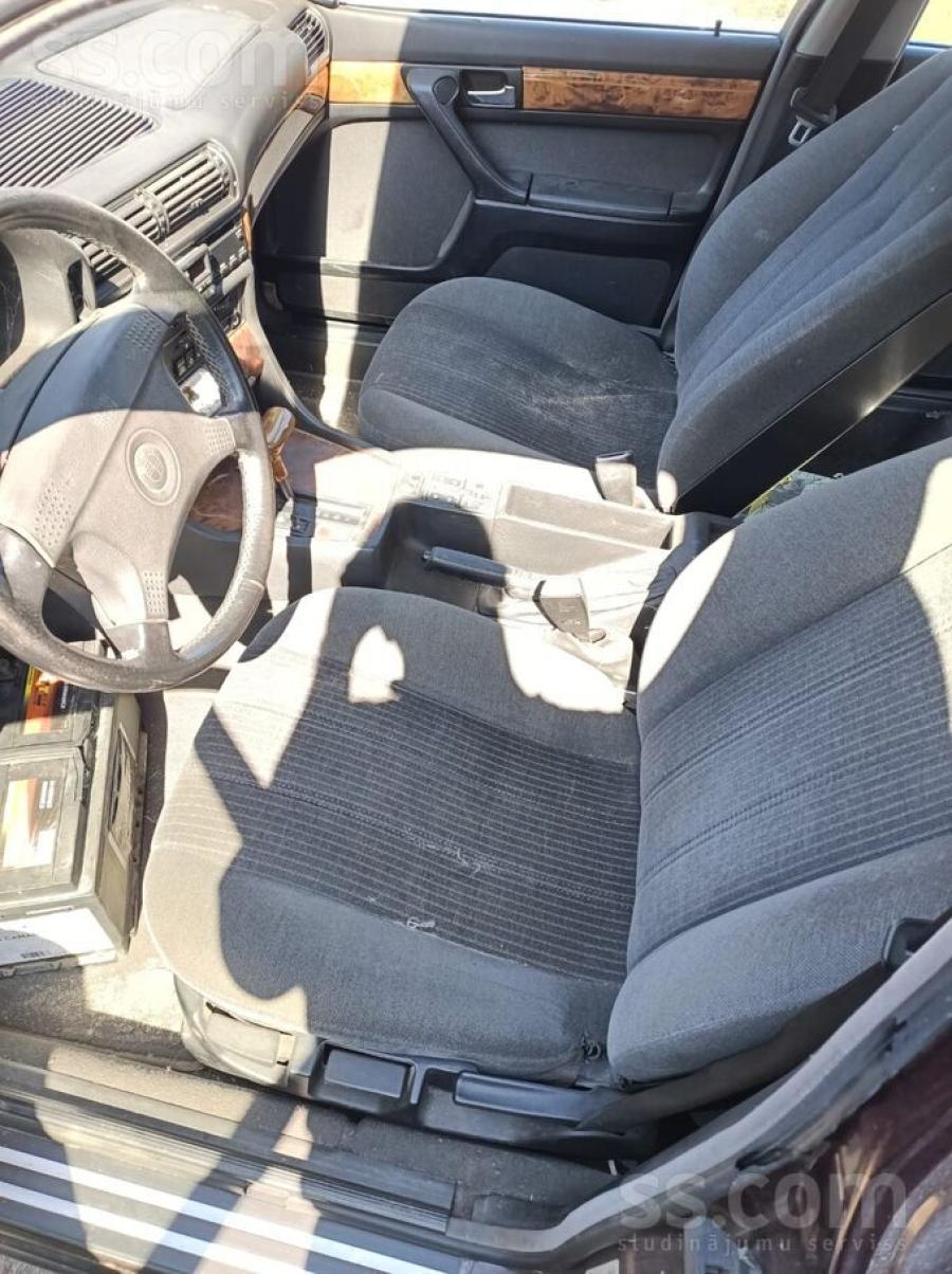 Sarkans BMW 730 1986 Daugavpils, ar dzinēja tilpumu 3.00 L un nobraukumu 0 tūkst. km par 3350 €, foto 9 vietnē AUTOMOTO.COM.LV