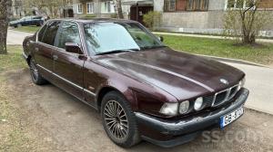 Red BMW 730 1993 in Riga, with an engine capacity of 3.00 L and mileage of 320 thousand km for 1750 €, photo  on AUTOMOTO.COM.LV