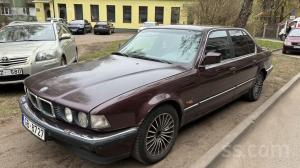 Red BMW 730 1993 in Riga, with an engine capacity of 3.00 L and mileage of 320 thousand km for 1750 €, photo 5 on AUTOMOTO.COM.LV