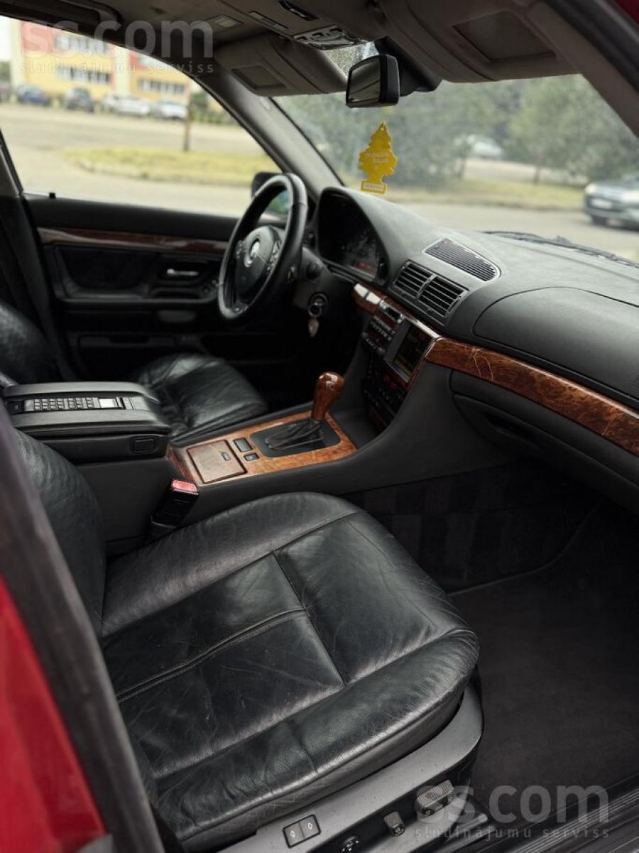 Red BMW 730 1999 in Liepaja, with an engine capacity of 3.00 L and mileage of 0 thousand km for 8250 €, photo 11 on AUTOMOTO.COM.LV