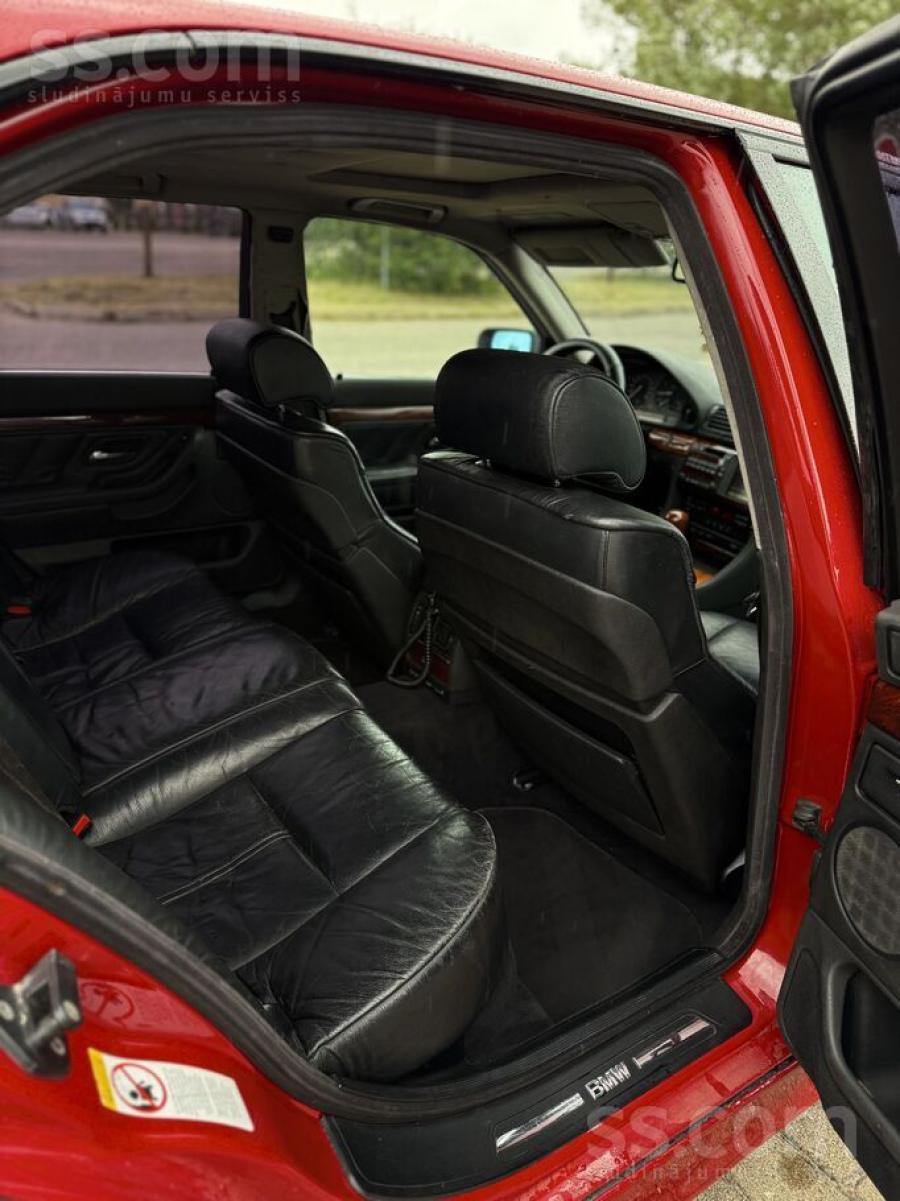Red BMW 730 1999 in Liepaja, with an engine capacity of 3.00 L and mileage of 0 thousand km for 8250 €, photo 12 on AUTOMOTO.COM.LV