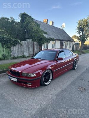Sarkans BMW 730 1999 Liepāja, ar dzinēja tilpumu 3.00 L un nobraukumu 420 tūkst. km par 5750 €, foto  vietnē AUTOMOTO.COM.LV