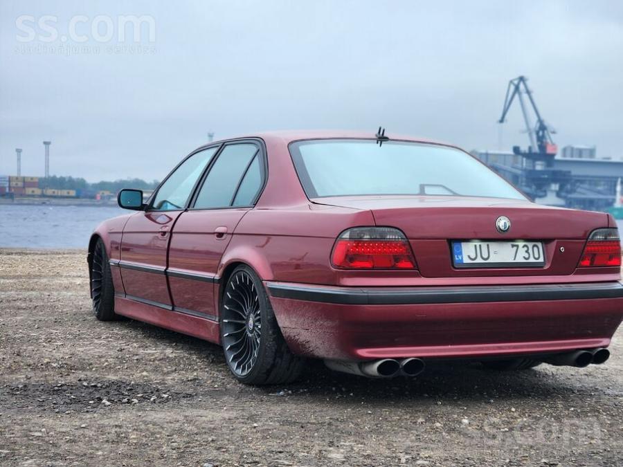Red BMW 730 1999 in Riga, with an engine capacity of 3.00 L and mileage of 450 thousand km for 11000 €, photo 5 on AUTOMOTO.COM.LV