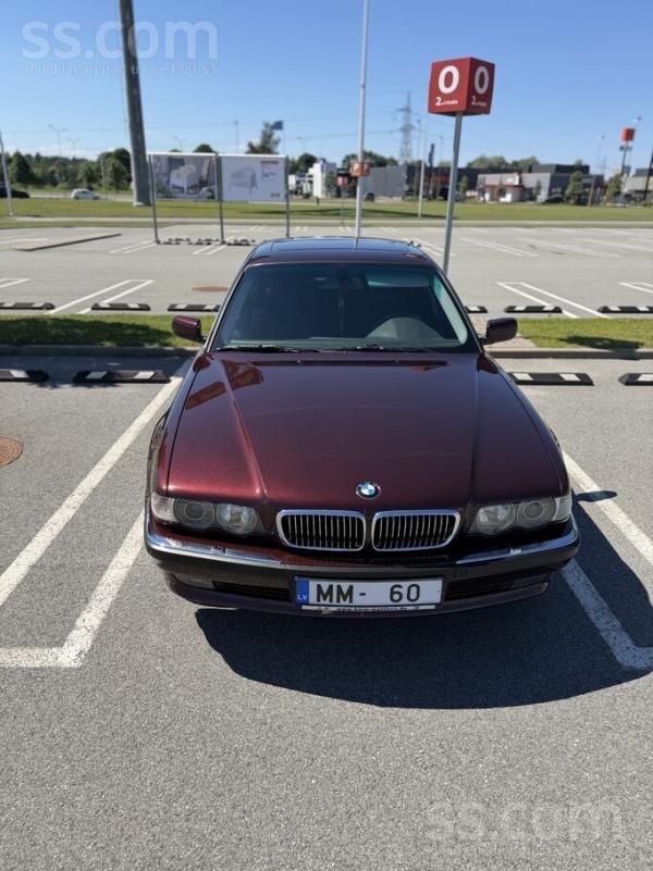 Sarkans BMW 730 2000 Rīga, ar dzinēja tilpumu 3.00 L un nobraukumu 0 tūkst. km par 12000 €, foto 4 vietnē AUTOMOTO.COM.LV