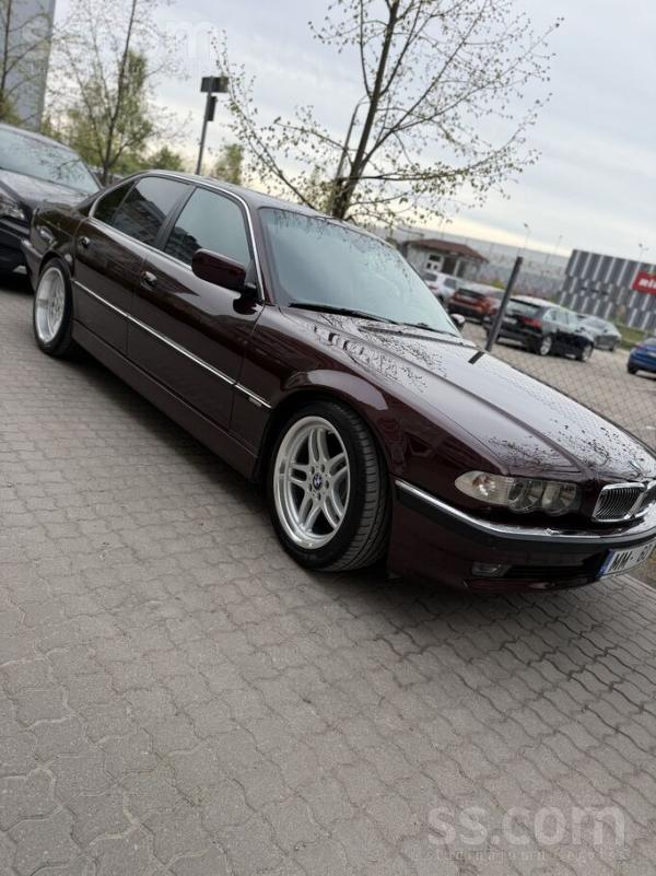 Sarkans BMW 730 2000 Rīga, ar dzinēja tilpumu 3.00 L un nobraukumu 0 tūkst. km par 12000 €, foto 7 vietnē AUTOMOTO.COM.LV