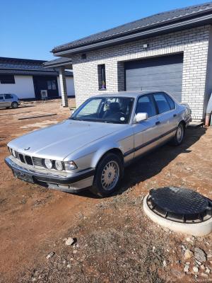 BMW 730 1992 in Vilnius, with an engine capacity of 3.00 L and mileage of 0 thousand km for 2000 €, photo 4 on AUTOMOTO.COM.LV