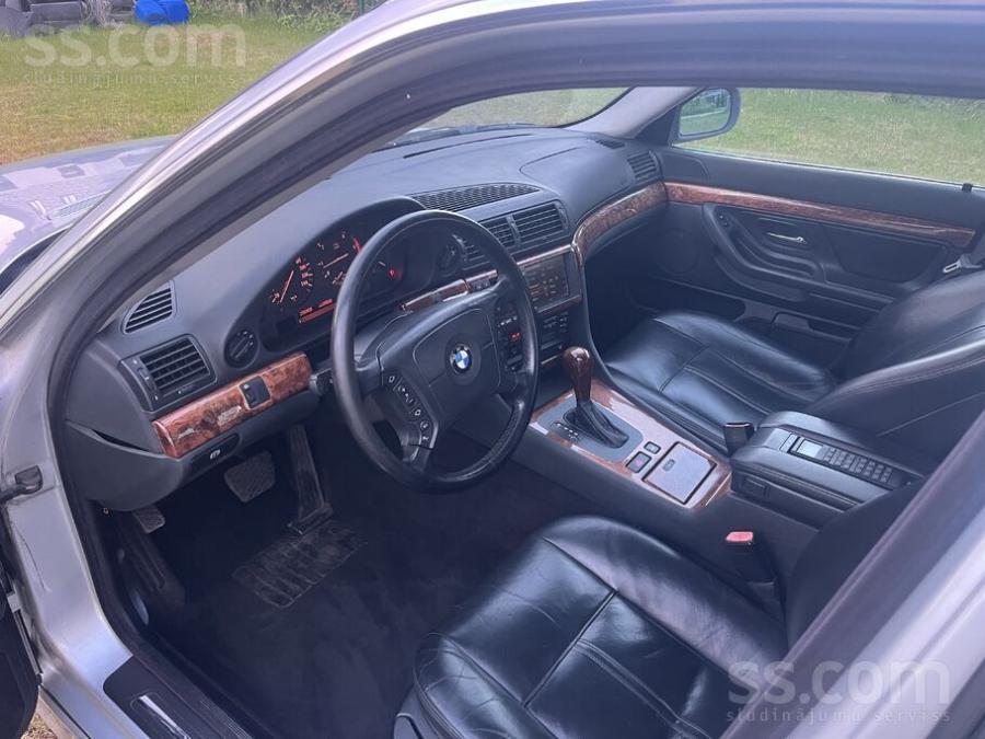 BMW 730 2000 Rīga, ar dzinēja tilpumu 3.00 L un nobraukumu 259 tūkst. km par 6600 €, foto 12 vietnē AUTOMOTO.COM.LV